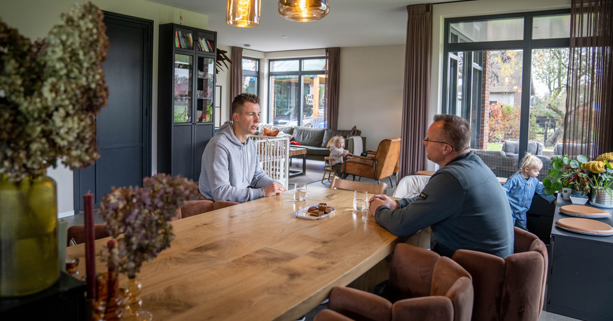 Zo bouw je een vertrouwensband met je aannemer op | Bouwgarant Zo bouw je een vertrouwensband met je aannemer op | Bouwgarant